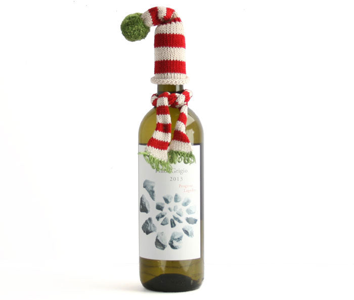 Wine Bottle Topper in Red – Melange Collection